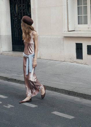 Mango Robe satin&eacute;e effet froiss&eacute; rose pastel - Femme - XXS - MANGO