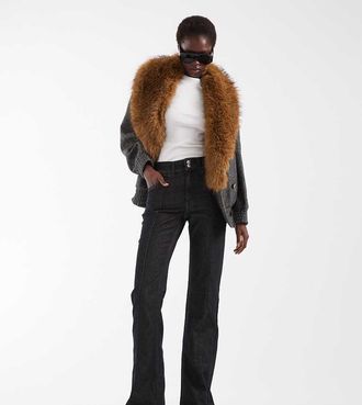 Vero Moda Tall Hazel jean &eacute;vas&eacute; taille haute &agrave; d&eacute;tails de coutures en denim noir