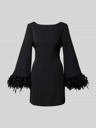 Lipsy Cocktailkleid mit Trompeten&auml;rmeln