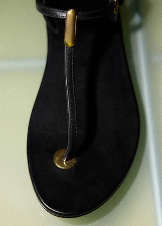 Mango Sandales en cuir d&eacute;tail m&eacute;tallique noir - Femme - 35 - MANGO