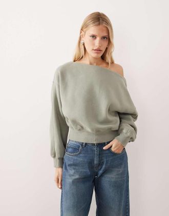Abercrombie & Fitch Sweatshirt in Gr&uuml;n mit kleinem U-Boot-Ausschnitt
