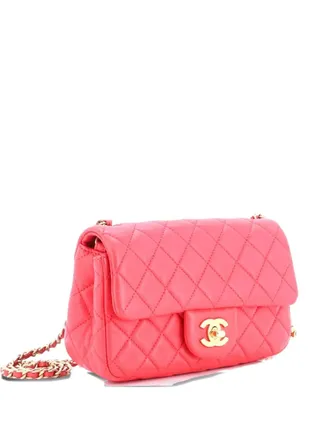 Chanel Pearl Crush Flap Bag Quilted Lambskin Mini crossbody bag - Rouge