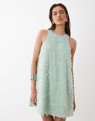 Vero Moda Minikleid in Salbeigr&uuml;n mit Ringerr&uuml;cken und Strukturmuster
