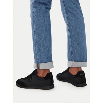 Guess Sneakers Guess FMTDAS SUE12 Schwarz