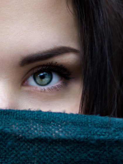 Was die Form deiner Augenbrauen über Dich aussagt