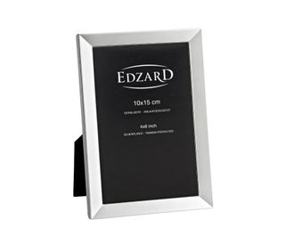 Edzard Fotorahmen Livorno f&uuml;r Foto 10 x 15 cm, edel versilbert, anlaufgesch&uuml;tzt, mit Samtr&uuml;cken, Fotorahmen zum Stellen, Hoch- oder Querformat - Bilderrahmen