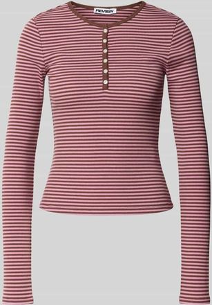 Review Longsleeve mit Henley-Kragen