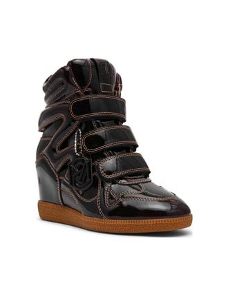 Steve Madden Mavis - Sneaker in brauner Lackoptik mit Keilabsatz,-Rot