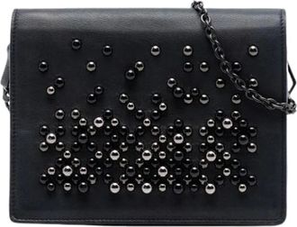 Bottega Veneta Sac bandouli&egrave;re clout&eacute; doccasion - Femme - Pre-owned - Noir - Taille: ONE Size