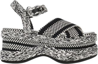 Amambaih SCHUHE - Sandalen auf YOOX.COM