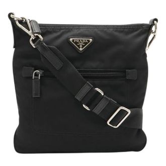Prada Sac bandouli&egrave;re pr&eacute;-propri&eacute;t&eacute; en nylon et cuir avec logo triangle - Femme - Pre-owned - Noir - Taille: ONE Size