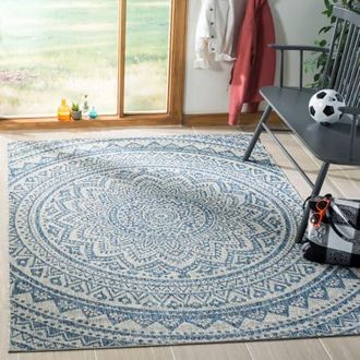 Safavieh Tapis Contemporain Pour Intérieur et extérieur - Courtyard Collection, Tapis à poil court, Gris clair et bleu, 122 X 170 cm