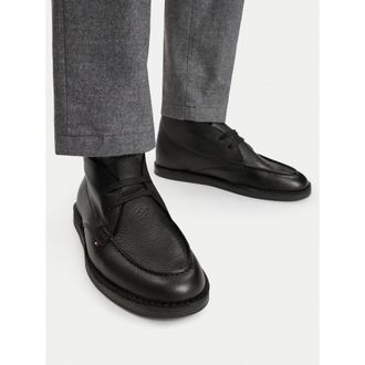 Tommy Hilfiger Halbschuhe Tommy Hilfiger Hilfiger Stitchdown Tbl Lth Chuk FM0FM05743 Schwarz