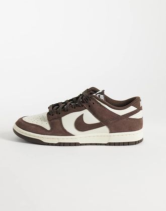 Nike Dunk Low Retro baskets marron et blanc cass&eacute;