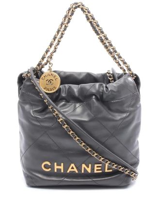 Chanel mini sac &agrave; bandouli&egrave;re Lambskin 22 (2021-2025) - Gris