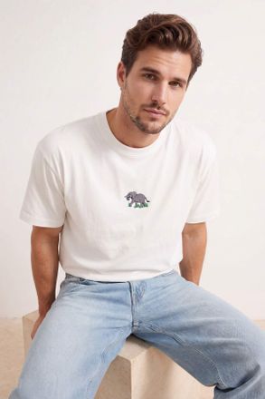Trendyol MAN Herren Ecru Bestickt Kurz Oversize T-Shirts