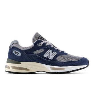 New Balance Unisex Made in UK 991V2 en Bleu/Gris, Su&egrave;de/Mesh, Taille 40.5