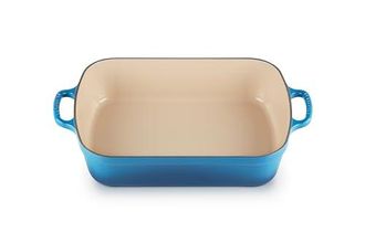 LE CREUSET Plat Signature Rectangulaire en Fonte Émaillée, 33 cm, Compatible avec Toutes Sources de Chaleur (Induction Incluse), Volume : 4.9 L, 3.85 kg, Bleu Ma