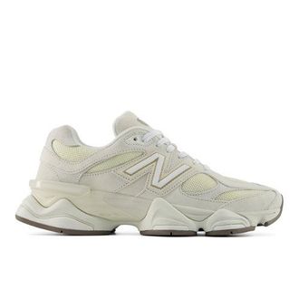 New Balance Unisex 9060 in Grau/Wei&szlig;, Wildleder/Mesh, Gr&ouml;&szlig;e 37.5