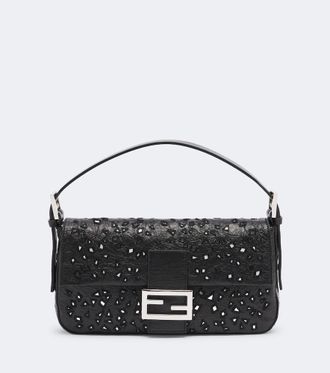 Fendi Sac port&eacute; &eacute;paule Baguette 26424 Small en cuir