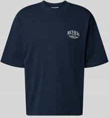 Review T-Shirt mit Label-Detail