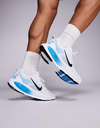 Nike Vomero 18 - Baskets - Blanc et bleu