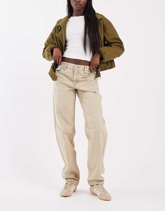 Levi's lockere Tapered-Jeans mit verstellbarem Bund in Hellbeige mit Blauanteil