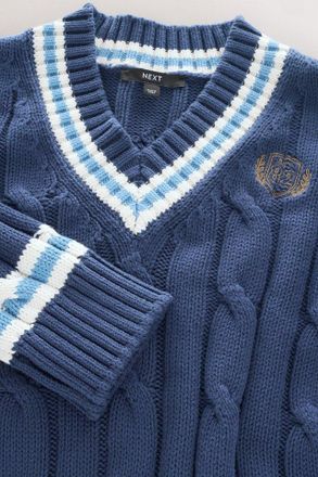 Next V-Ausschnitt-Pullover Strickpullover mit Zopfmuster und V-Ausschnitt (1-tlg)