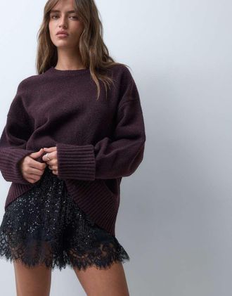 Pretty Lavish Camille pull oversize en maille effet mouton avec d&eacute;tails c&ocirc;tel&eacute;s, couleur figue-Rouge