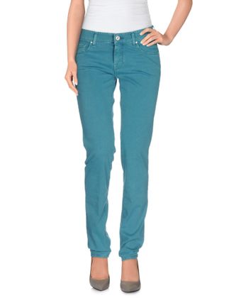 Jacob Cohen HOSEN & R&Ouml;CKE - Hosen auf YOOX.COM