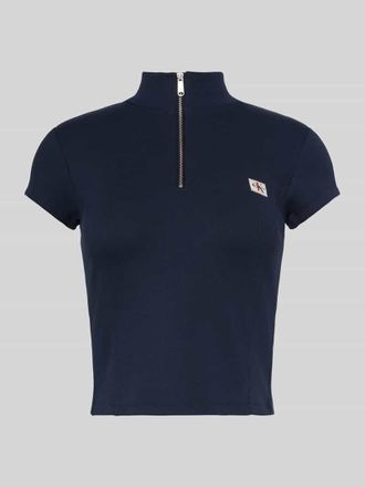 Calvin Klein Jeans Slim Fit cropped T-Shirt aus Baumwoll-Mix