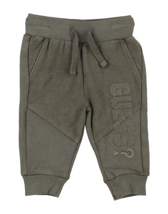 Guess HOSEN & R&Ouml;CKE - Hosen auf YOOX.COM