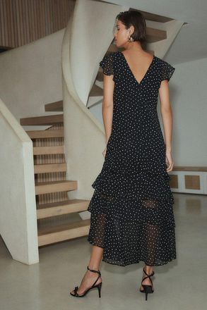 Next Maxikleid Festliches, gestuftes Maxikleid mit Spitze (1-tlg)