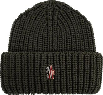Moncler bonnet côtelé à patch logo - Vert