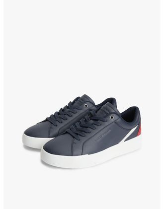 Tommy Hilfiger Signature - Court-Sneaker aus Leder in Dunkelblau mit Farbblockdesign