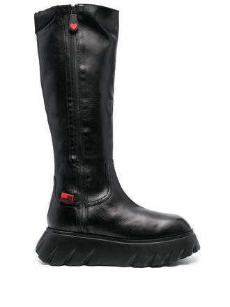 Love Moschino Stiefel mit Logo-Patch - Schwarz