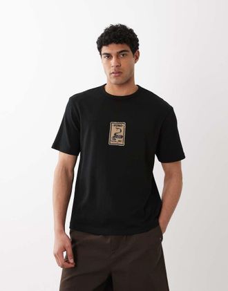 HUGO BOSS HUGO Red - T-Shirt in Schwarz mit Schlangenprint