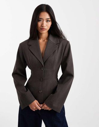 Asos Blazer in Anthrazit mit stark betonter Taille-Grau