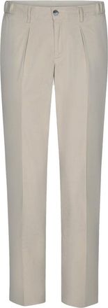 Profuomo Chino mit Bundfalte, Stretch und Perlmuttkn&ouml;pfen, Relaxed Fit in