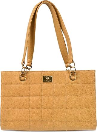 Chanel 2002 Choco Bar Schultertasche - Nude