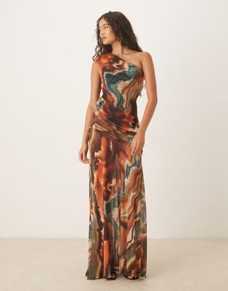 Asos Robe longue asym&eacute;trique en tulle &agrave; imprim&eacute; marbr&eacute; et d&eacute;tails fronc&eacute;s-Multicolore