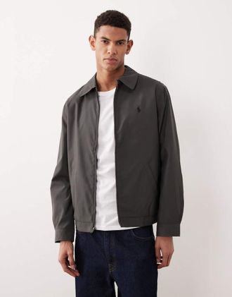 Polo Ralph Lauren Windjacke in Dunkelgrau mit Markenlogo und Bewegungsfalten im R&uuml;cken