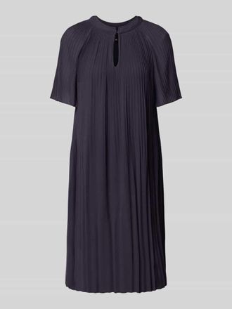 Comma Knielanges Kleid mit Plisseefalten