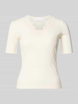 Jake*s T-Shirt in Ripp-Optik mit Spitzenbesatz