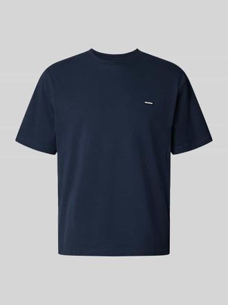 Review T-Shirt mit Label-Patch und Rundhalsausschnitt