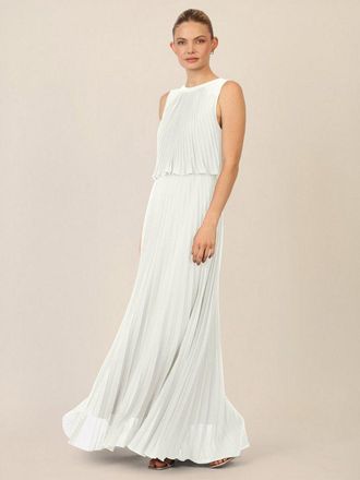 Apart Abendkleid mit Plisseefalten und Lagenoptik