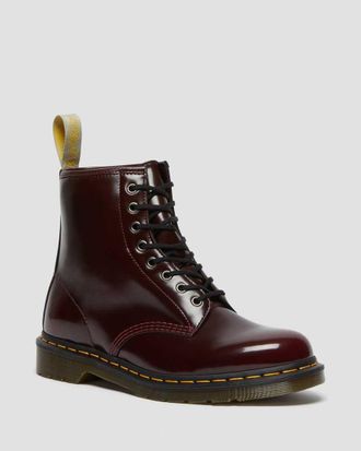 Dr. Martens Leder Vegan 1460 Oxford Brush, Kirsch, Stiefel in Rot, Größe: 37