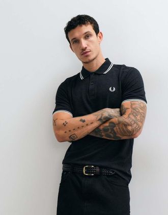 Fred Perry polo &agrave; double liser&eacute; bleu marine avec liser&eacute;s cr&egrave;me-Gris